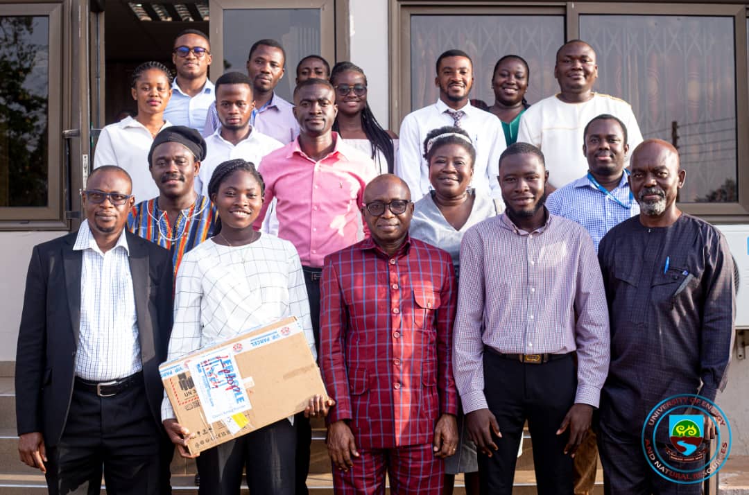 TWO UENR STUDENTS RECEIVE SCHOLARSHIP – University of Energy and ...